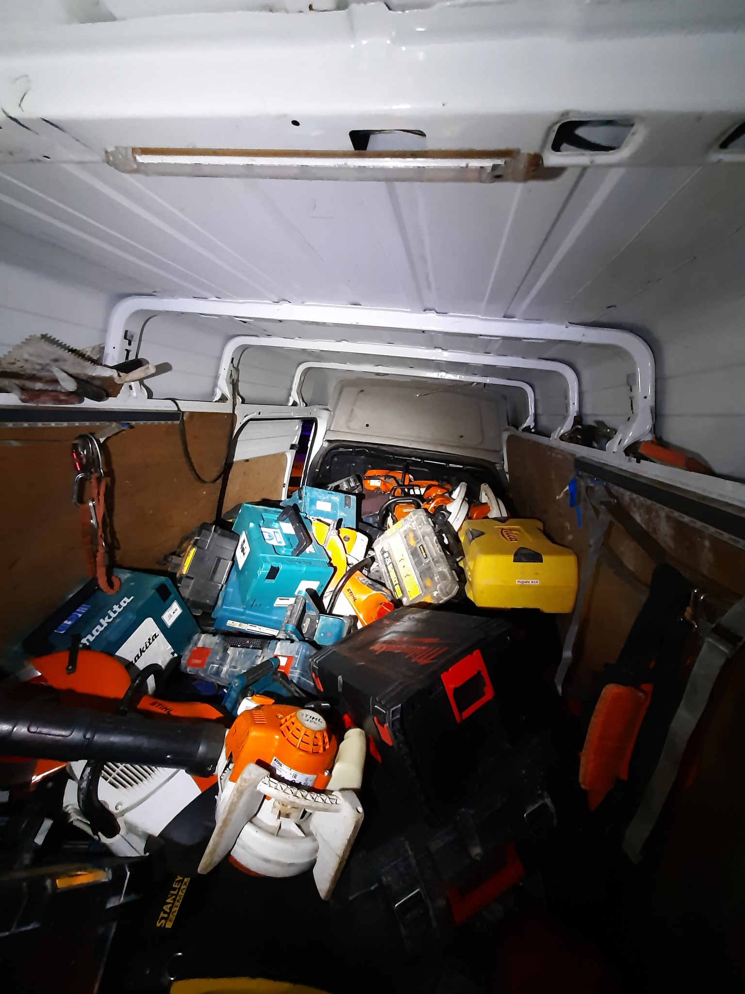 Taplow Road Policing Unit Seizes Overloaded Van Full of Power Tools